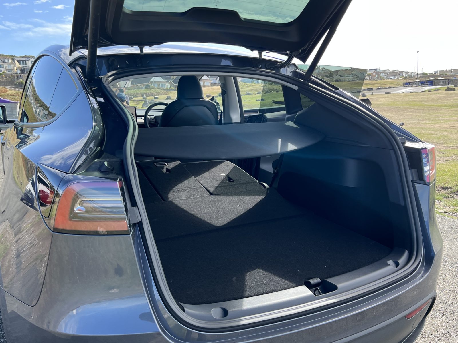 First drive of the Tesla Model Y Long Range 2022