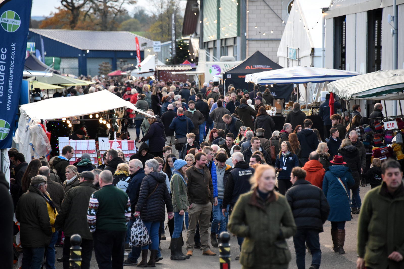Thousands attend record-breaking Royal Welsh Winter Fair 2022