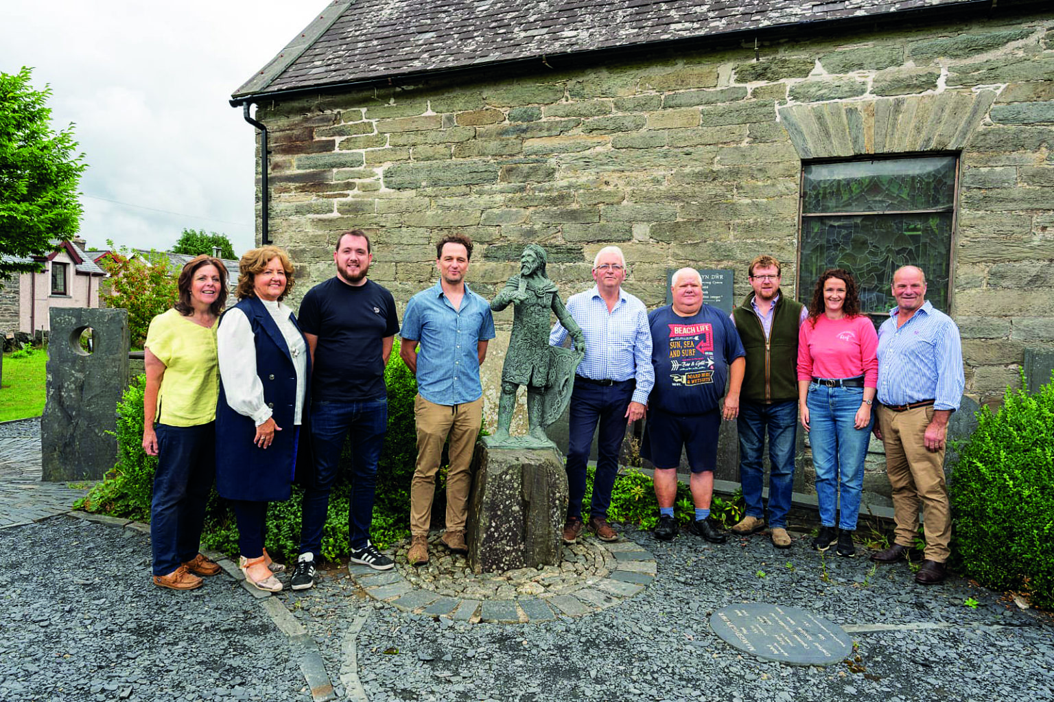 Hollywood star helps to save Welsh pub