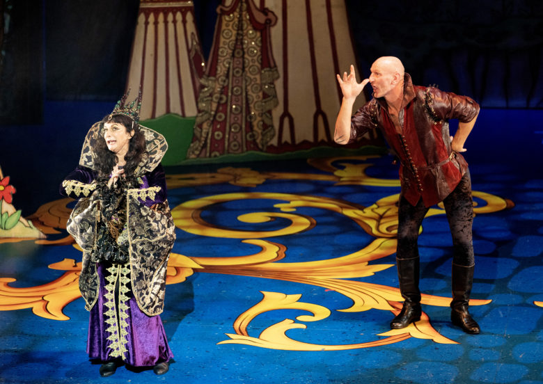 Review: Snow White and the Seven Dwarfs, New Theatre Cardiff