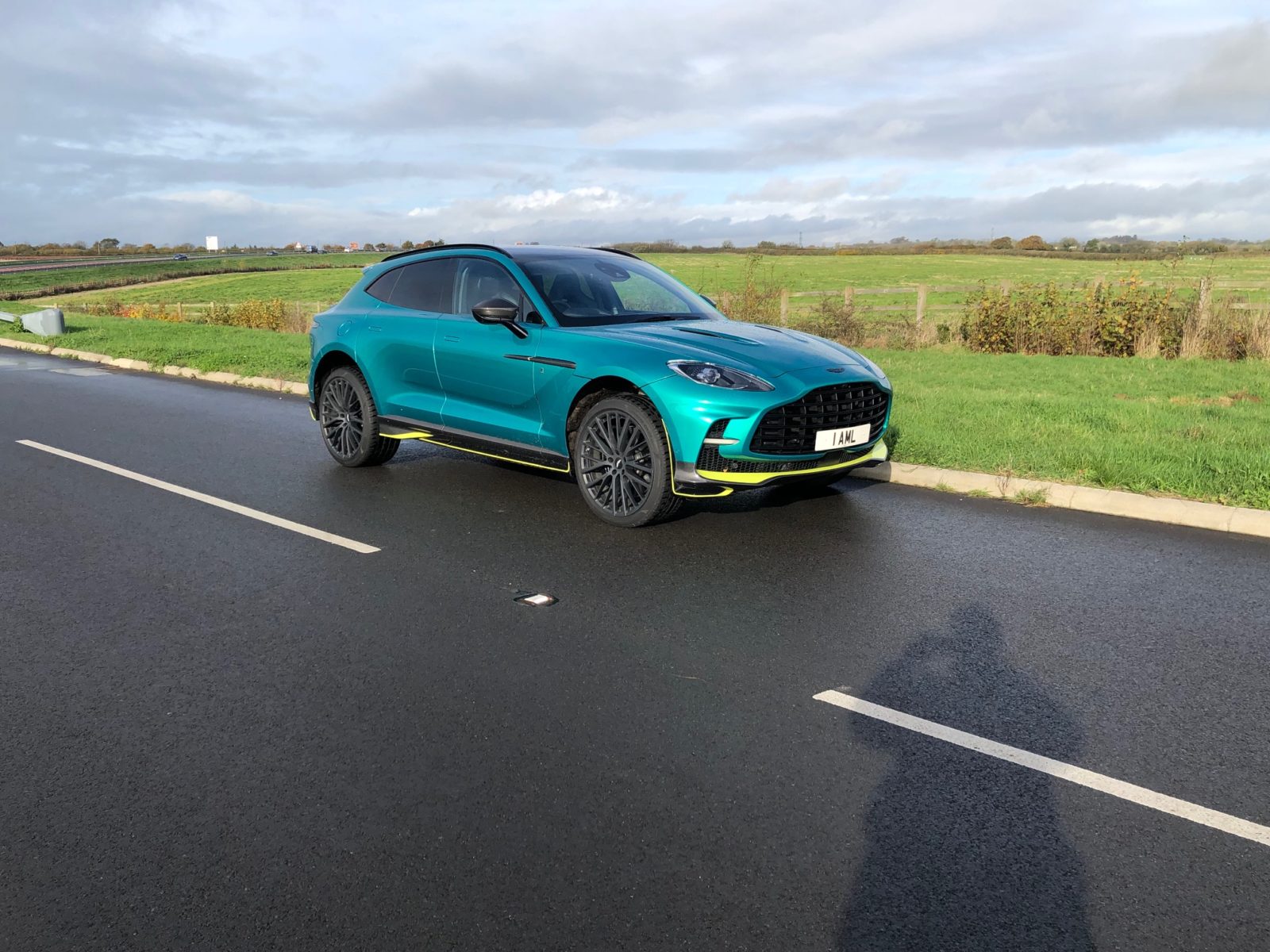 Behind the wheel of the Aston Martin DBX707 - Review