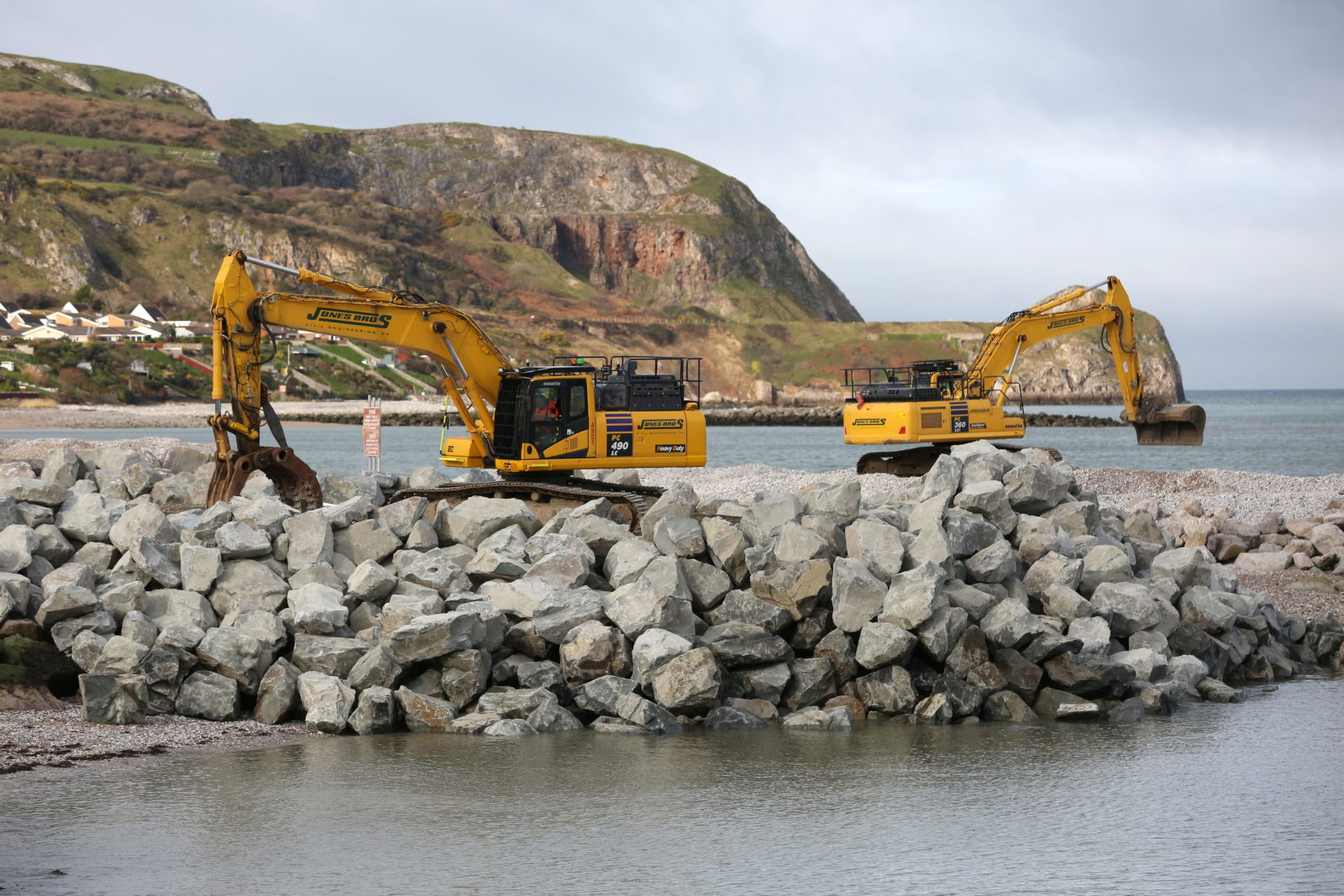 Work begins on multi-million-pound coastal defence project in North Wales