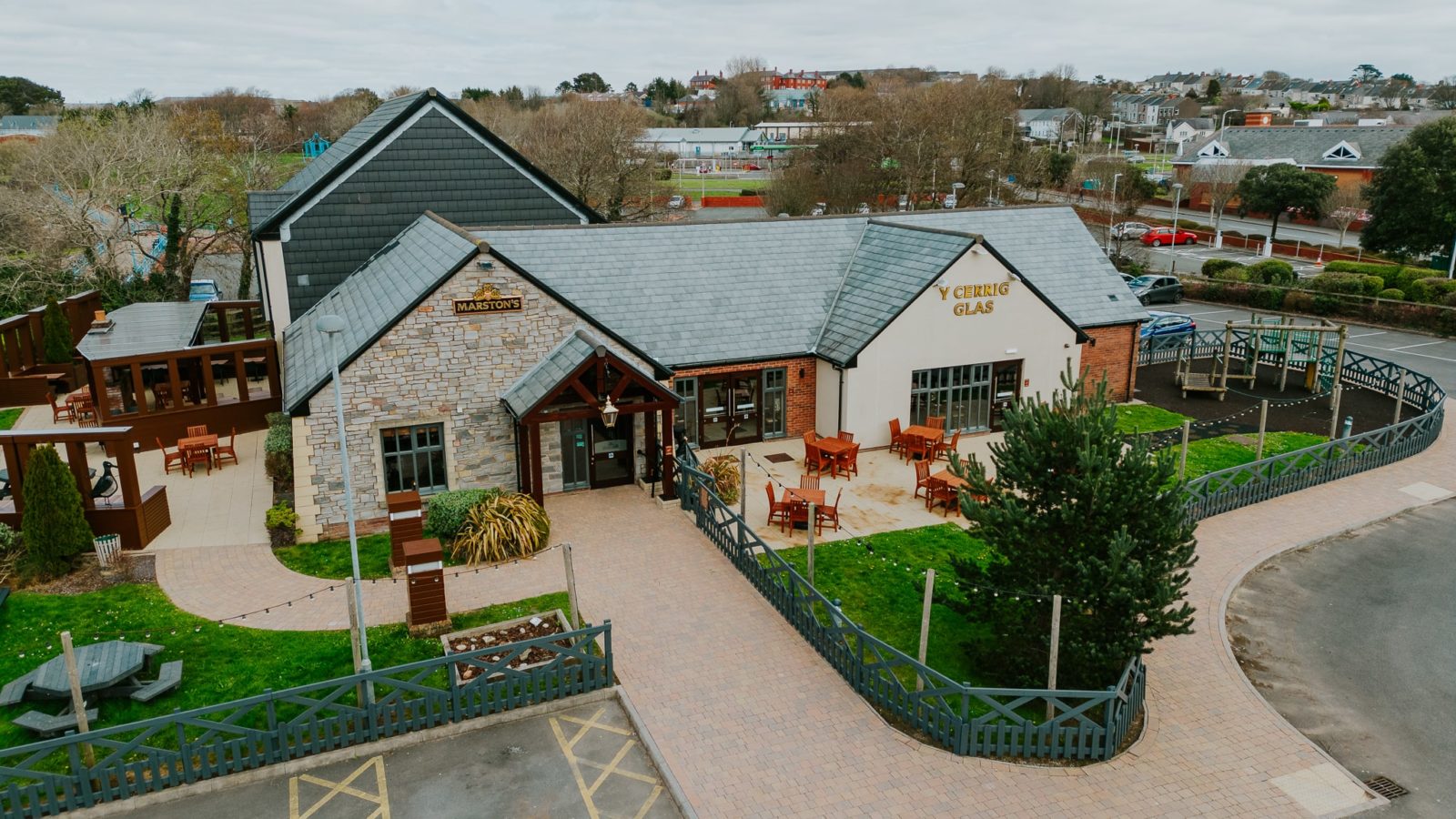 Y Cerrig Glas pub in Pembroke reopens following refresh