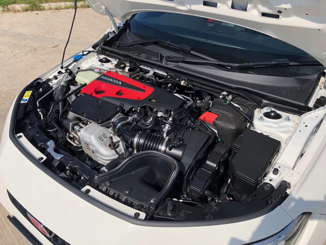 Review: Honda Civic Type R 2023 - is still a head turner?