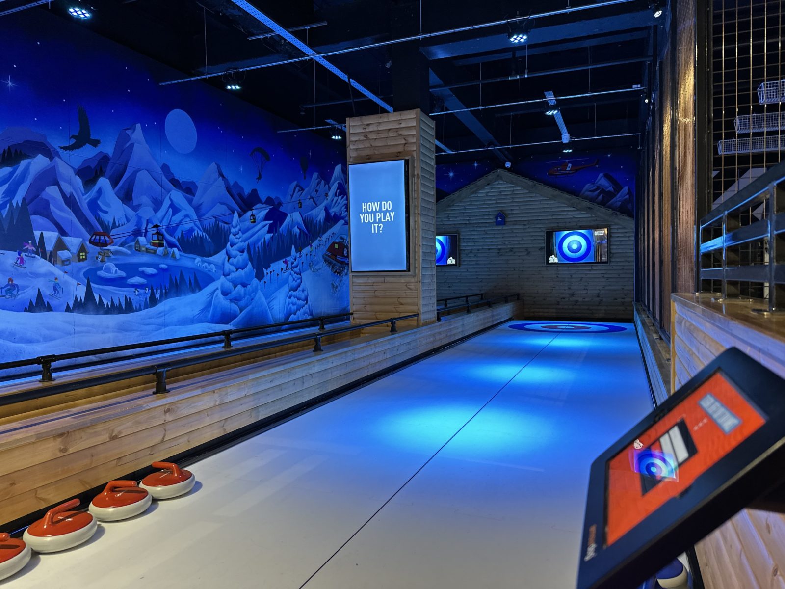 First look inside Roxy Lanes Cardiff as new venue opens its doors