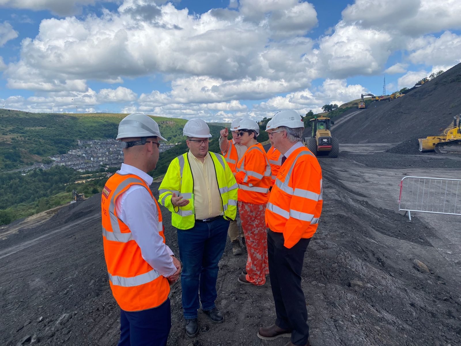 Tylorstown Landslip works update as First Minister visits site