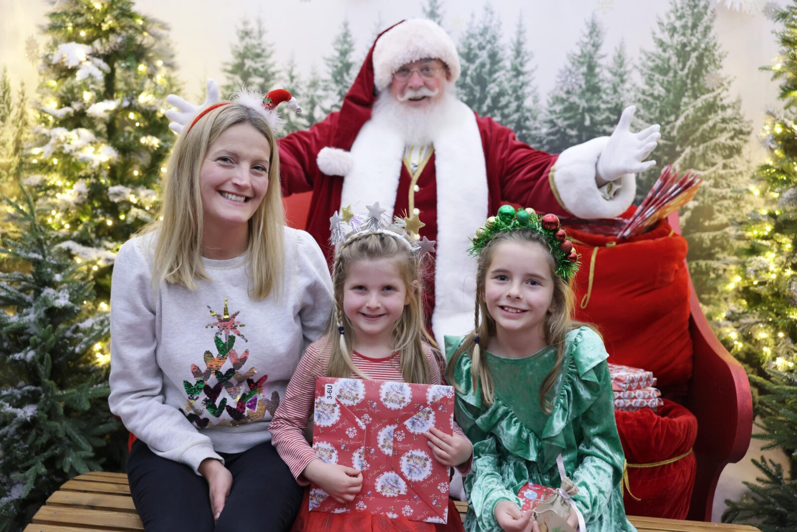 Santa returns to brand new ‘Believe’ grotto at St David’s Cardiff