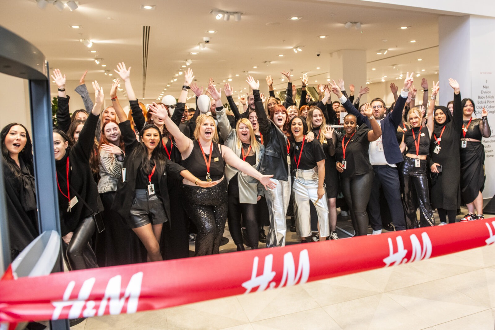 H&M St David's reopens with upgraded concept and services