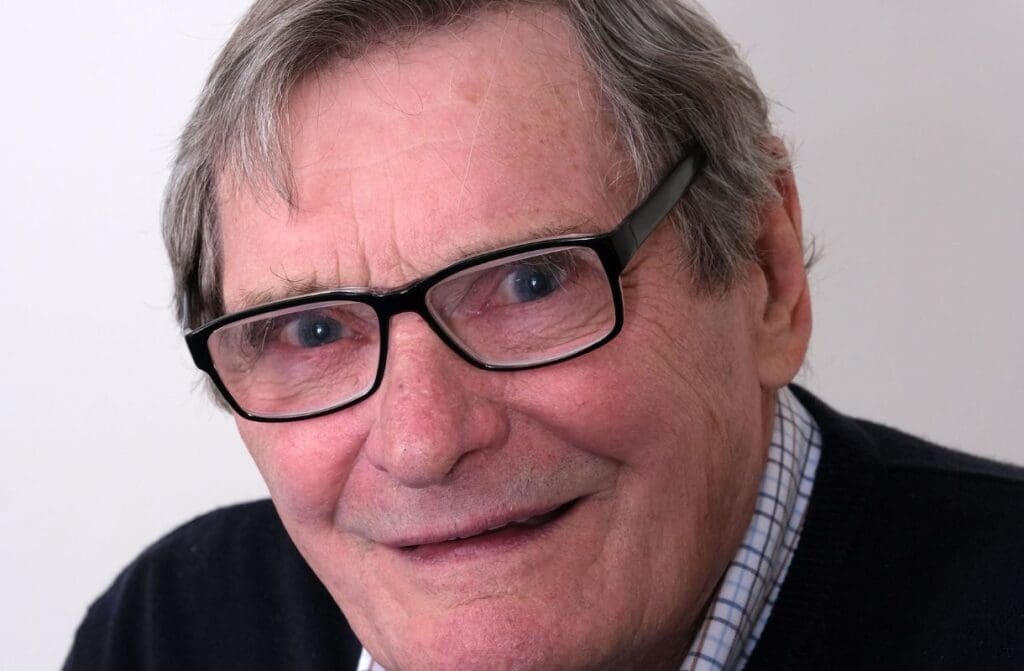 Leader leads tributes after death of councillor Mike Stoddart