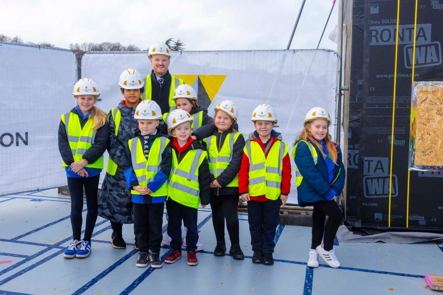 Pupils celebrate milestone at new Glyn-coch school build